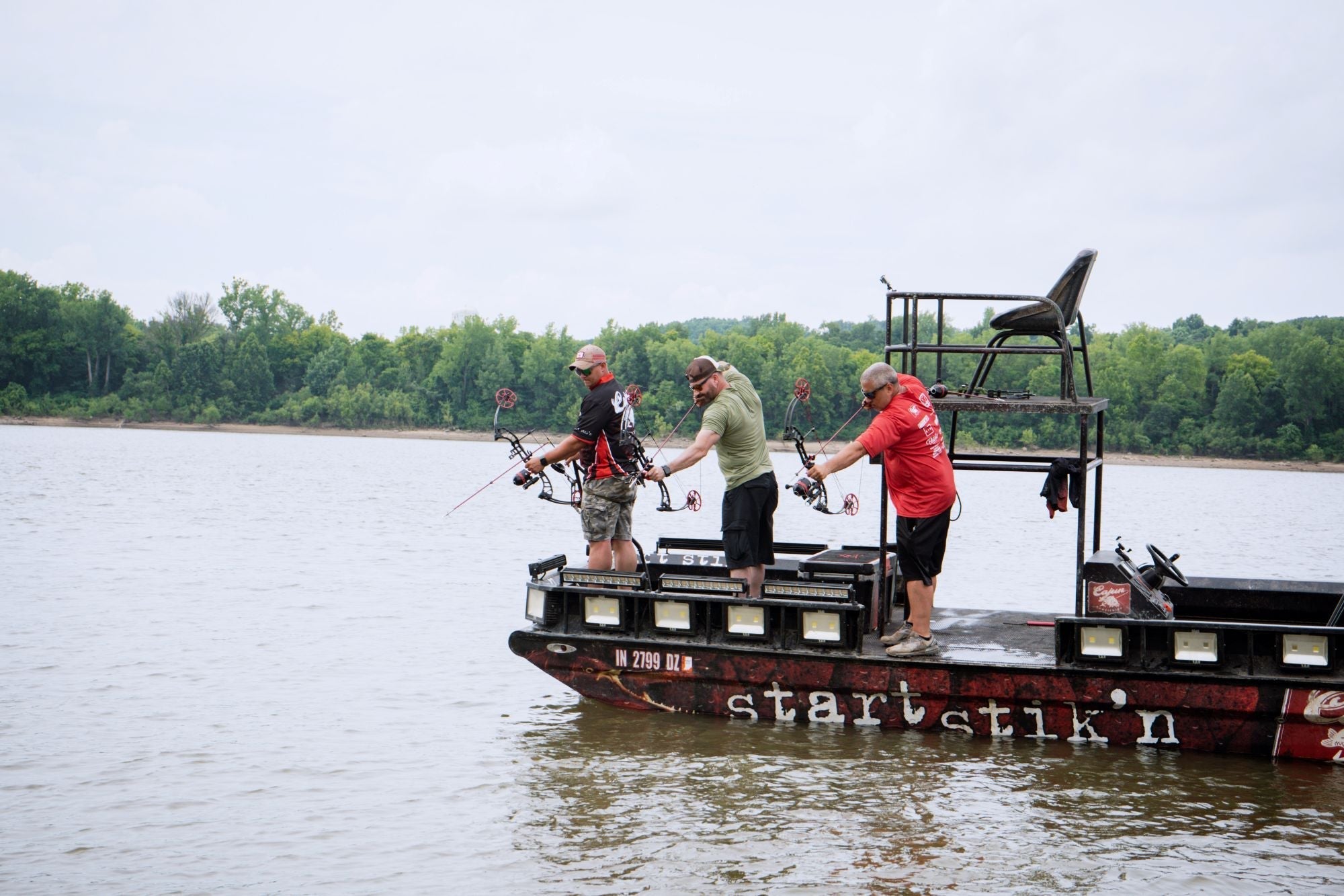 Top Bowfishing Tournaments of 2026 – Bear Archery